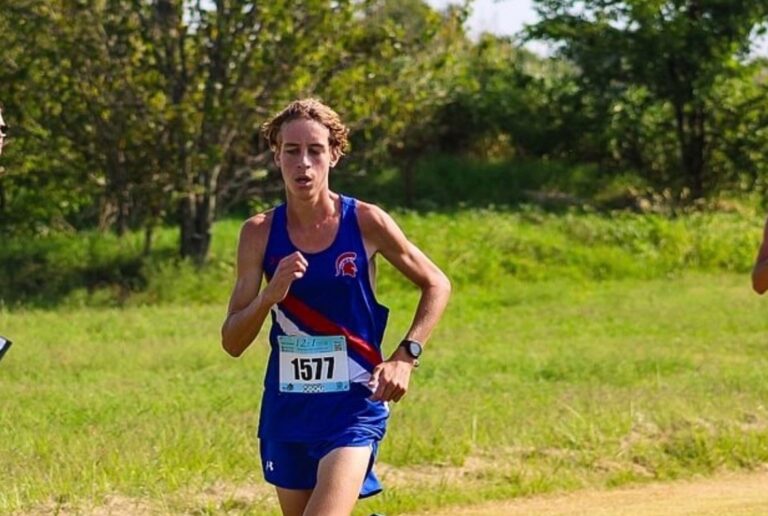 Bixby’s Mason Davis Talks XC – Presented by RibCrib BBQ – VYPE TULSA OK